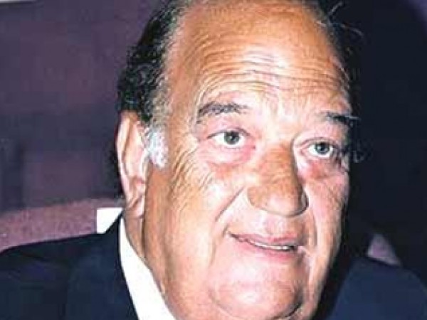 بالفيديو: حسن حسني يشعل مواقع التواصل بسخريته من نساء المغرب