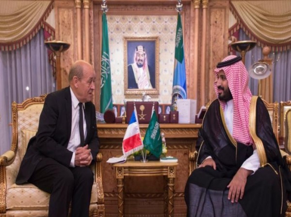 ولي العهد السعودي ووزير الخارجية الفرنسي يبحثان أزمة الخليج
